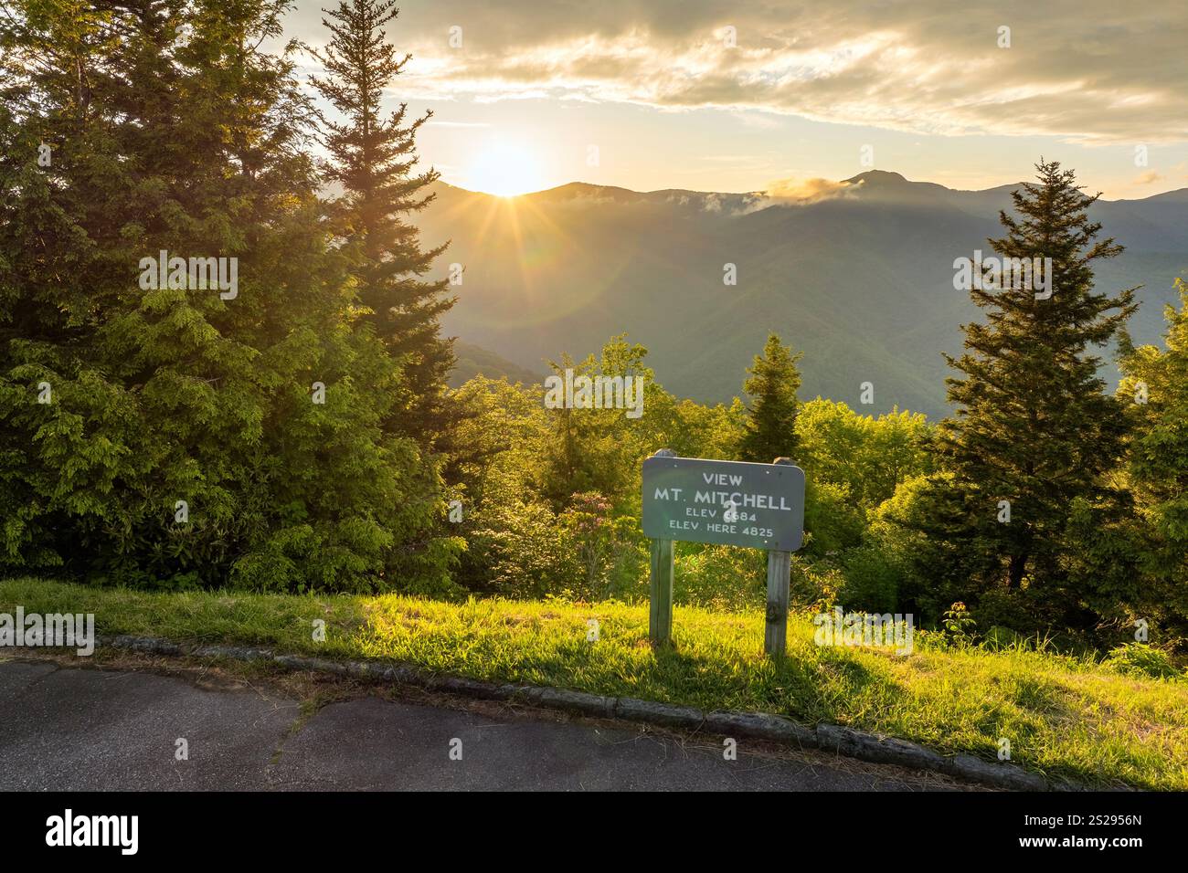 Car road trip on Blue Ridge Parkway in North Carolina Appalachian mountains. Mt Mitchell ...
