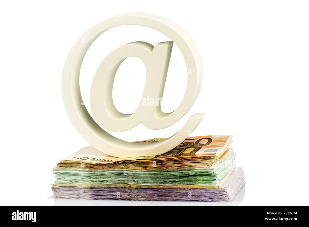 Spider monkey and banknotes, symbolic photo for IT costs and copyright ...