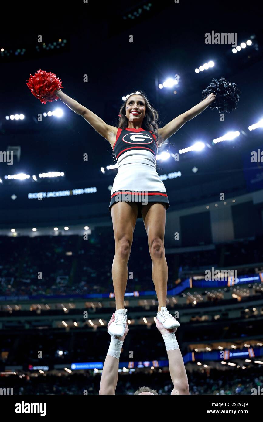 NEW ORLEANS, LA - JANUARY 02: A cheerleader of the Georgia Bulldogs ...