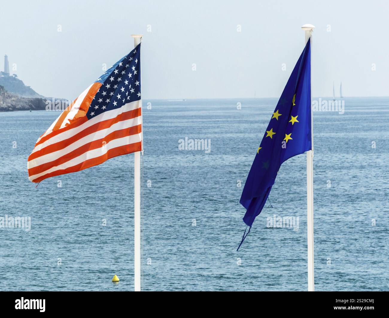 Flags of the European Union and the USA, symbolic photo for partnership ...