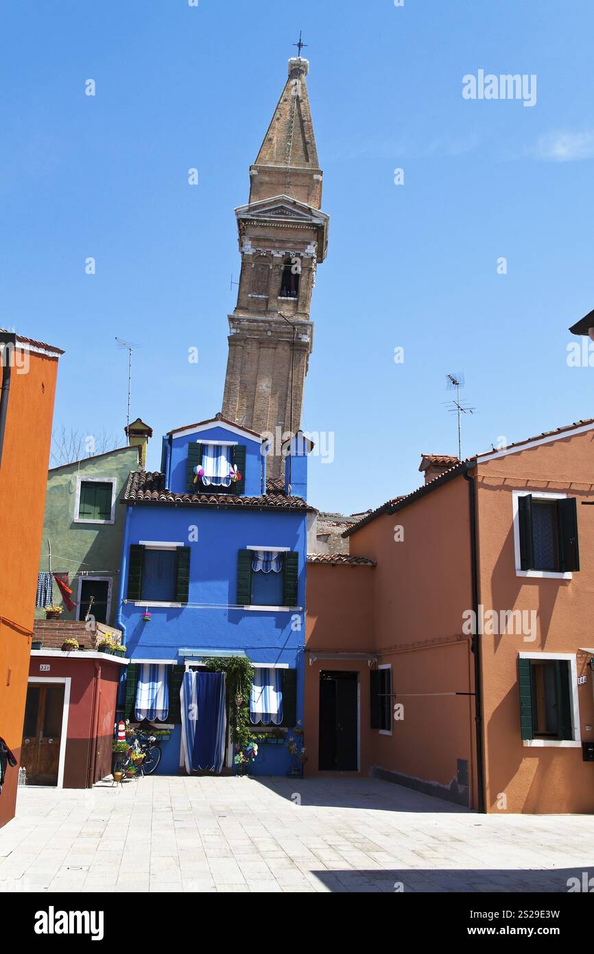 The city of Venice in Italy is well worth seeing. Island of Burano ...