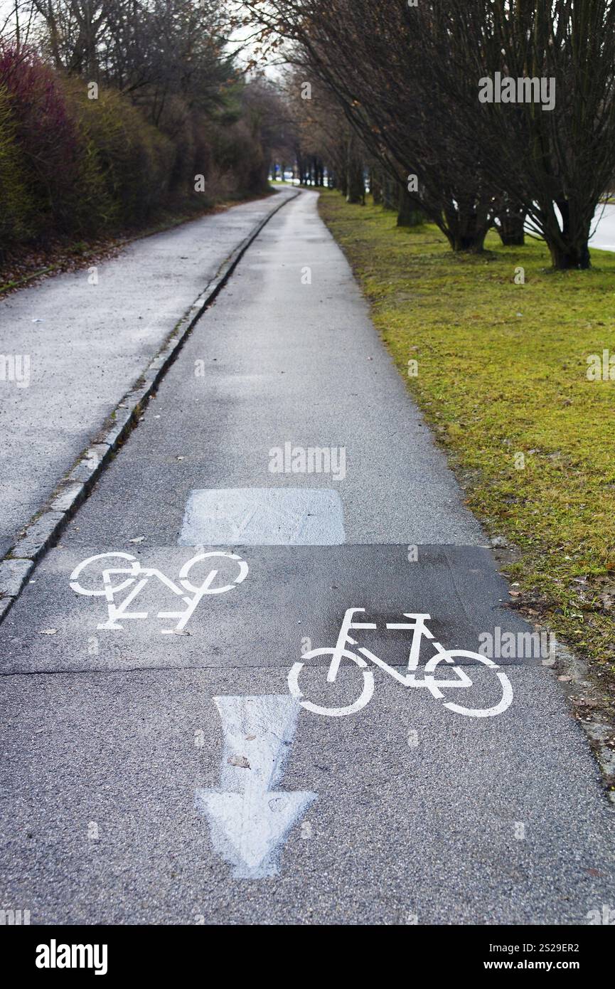 Separated track hi-res stock photography and images - Alamy