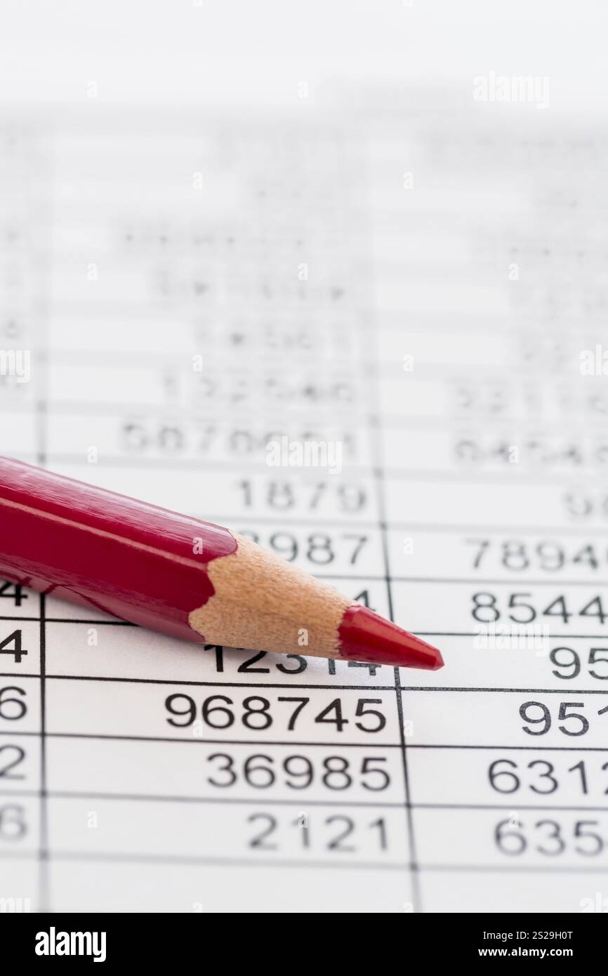 A table with turnover and expenditure figures. Symbol photo for costs ...
