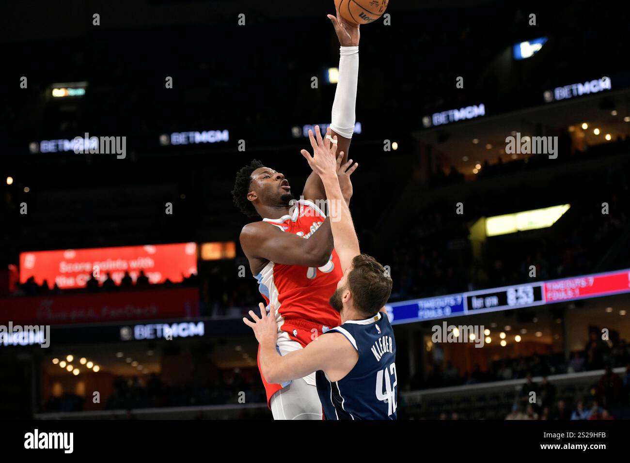 Memphis Grizzlies forward Jaren Jackson Jr., top, shoots against Dallas ...