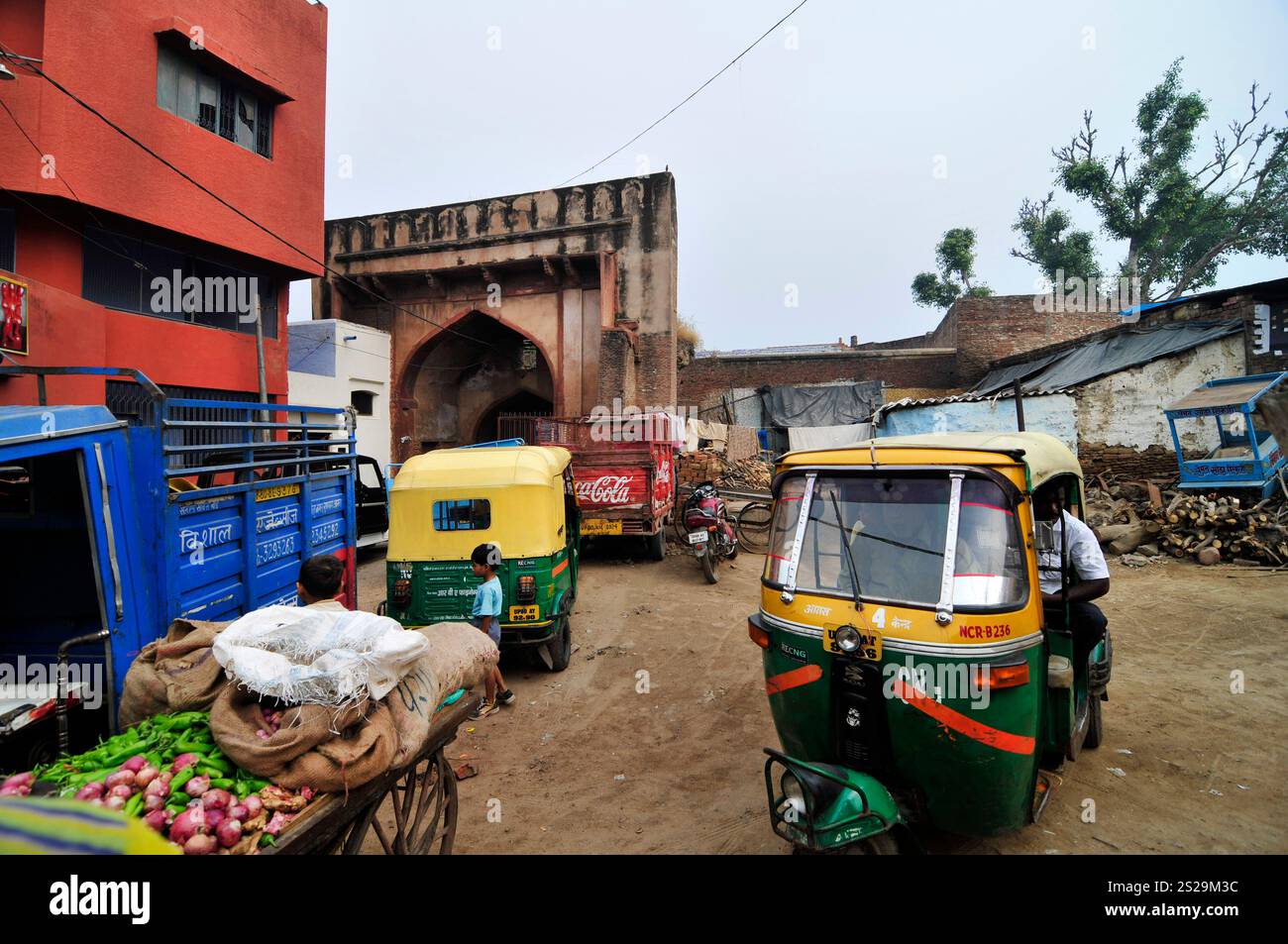 Auto Rickshaws parked in the old city of Agra, India Stock Photo - Alamy