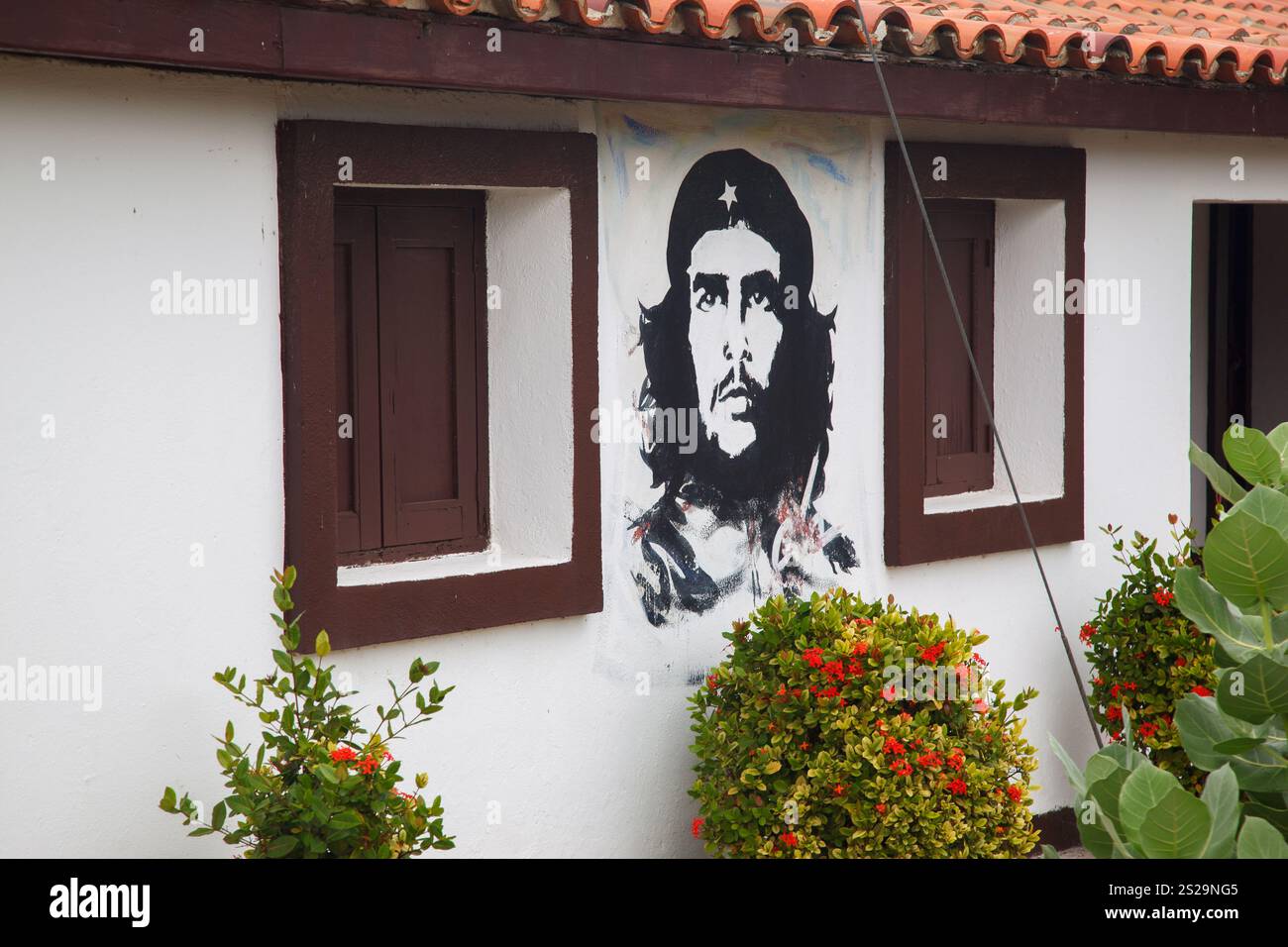 The Ernesto Che Guevara revolutionary image on the wall of Faro del ...
