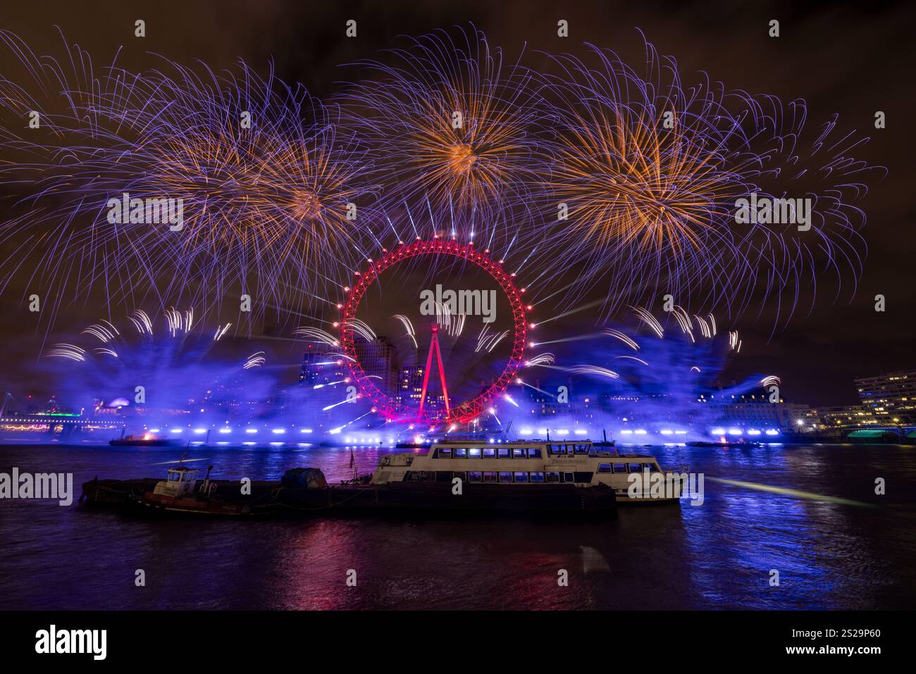 Fireworws in London eye celebration new year 2025 Stock Photo - Alamy