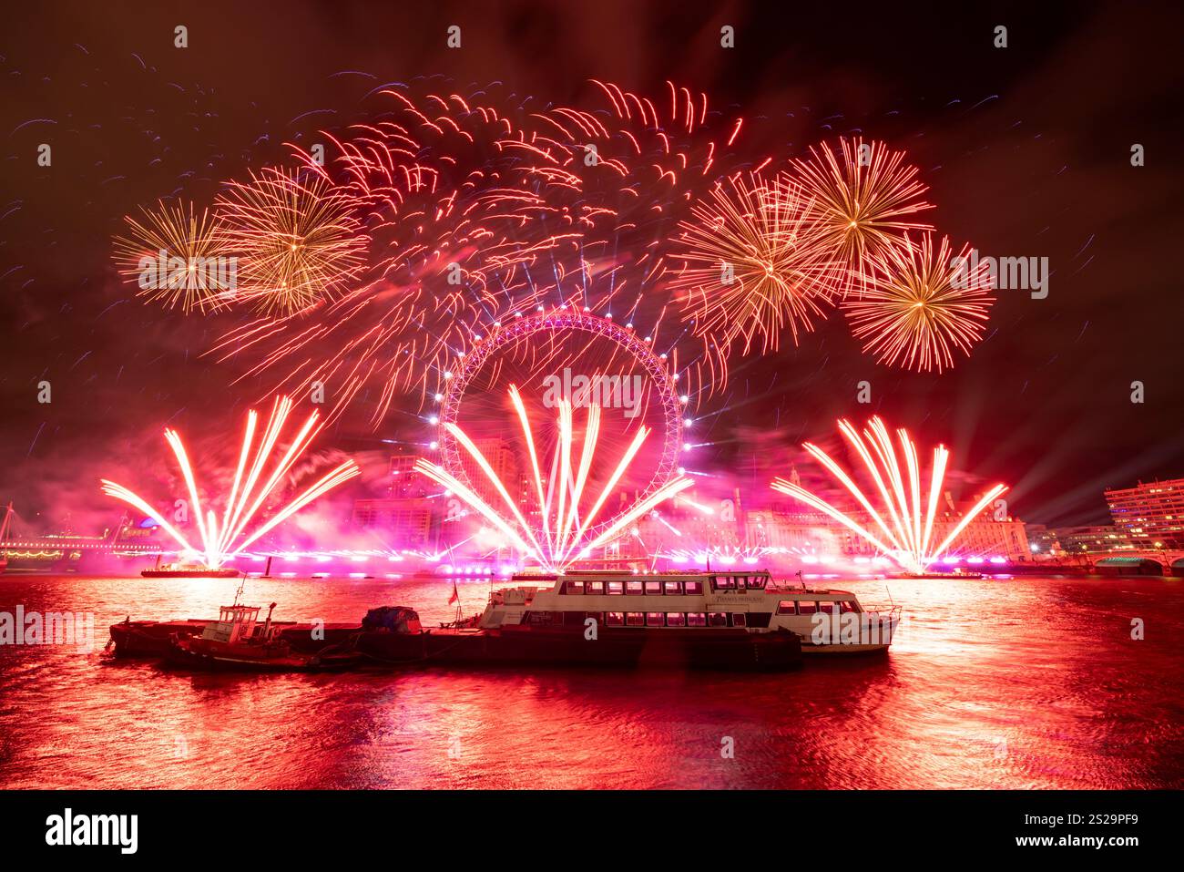 Fireworws in London eye celebration new year 2025 Stock Photo - Alamy