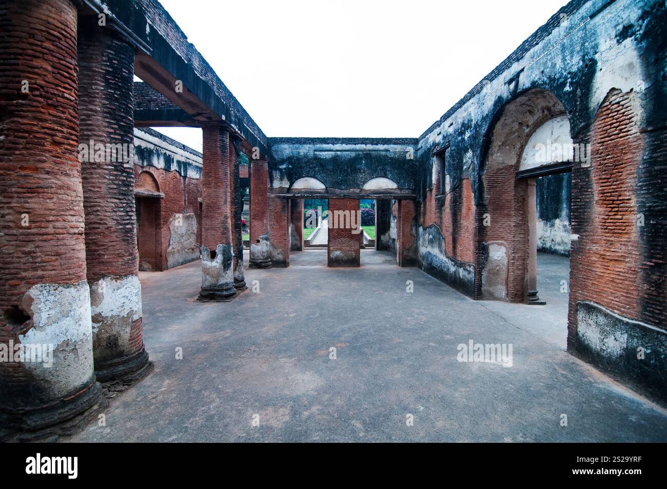 The historical residency complex in Lucknow, India Stock Photo - Alamy