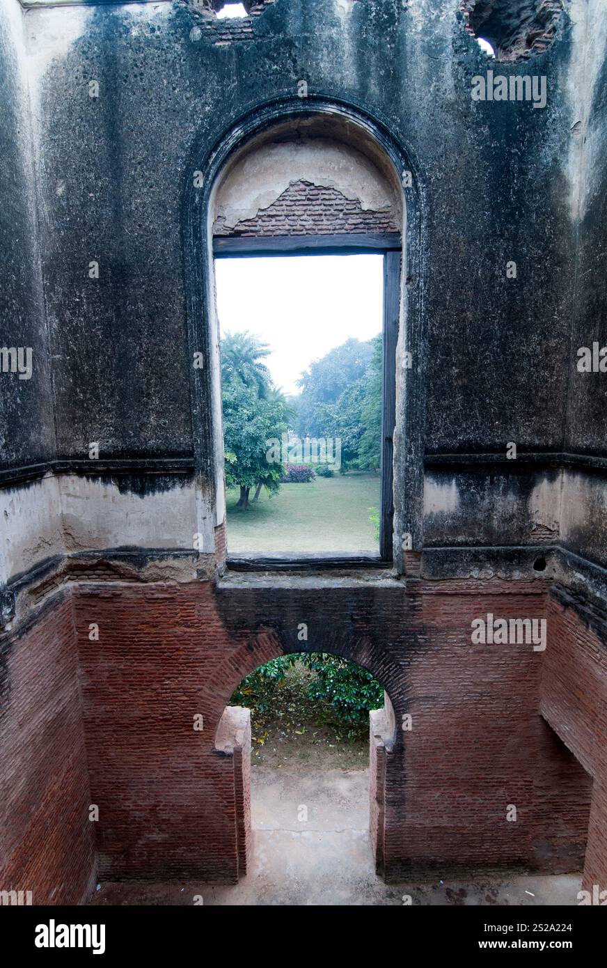 The historical residency complex in Lucknow, India Stock Photo - Alamy