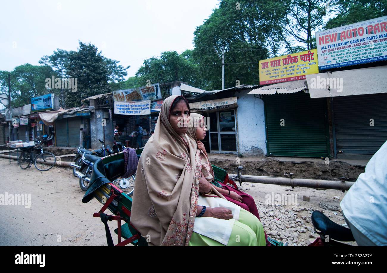 Cycle rickshaws are a major method of transport in Lucknow, India Stock ...