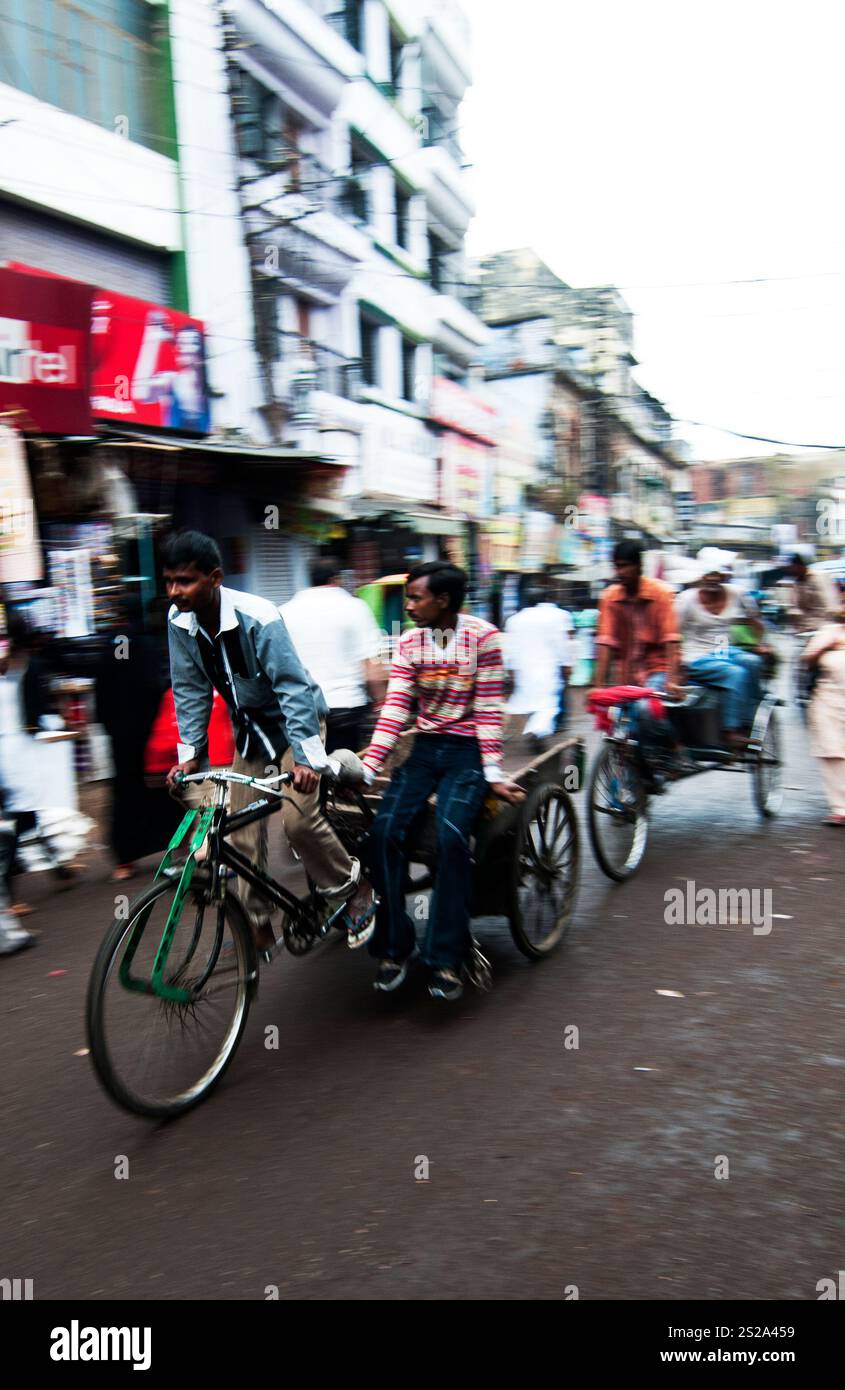 Cycle rickshaws in the old city centre in Lucknow, Uttar Pradesh, India ...