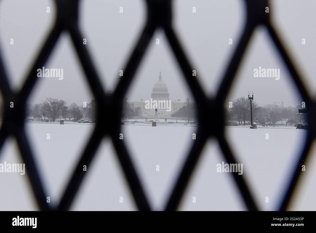 Washington DC, USA. 06th Jan, 2025. The US Capitol Building is seen ...