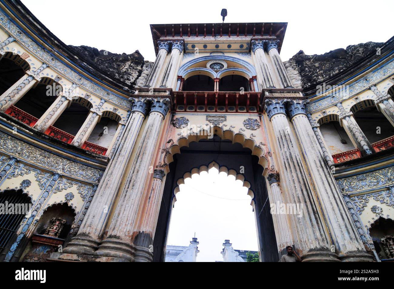 Gate to the Raj Sadan complex in Ayodhya, Uttar Pradesh, India Stock ...