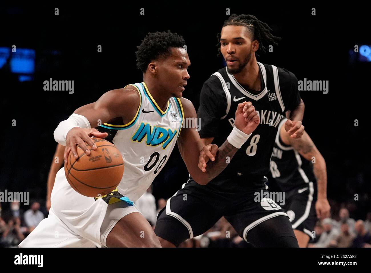 Indiana Pacers' Bennedict Mathurin (00) drives past Brooklyn Nets ...