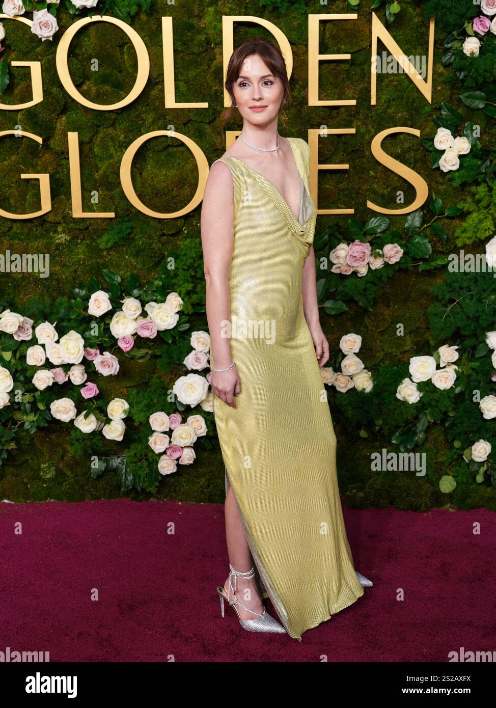 Los Angeles, USA. 05th Jan, 2025. Leighton Meester walking on the red ...