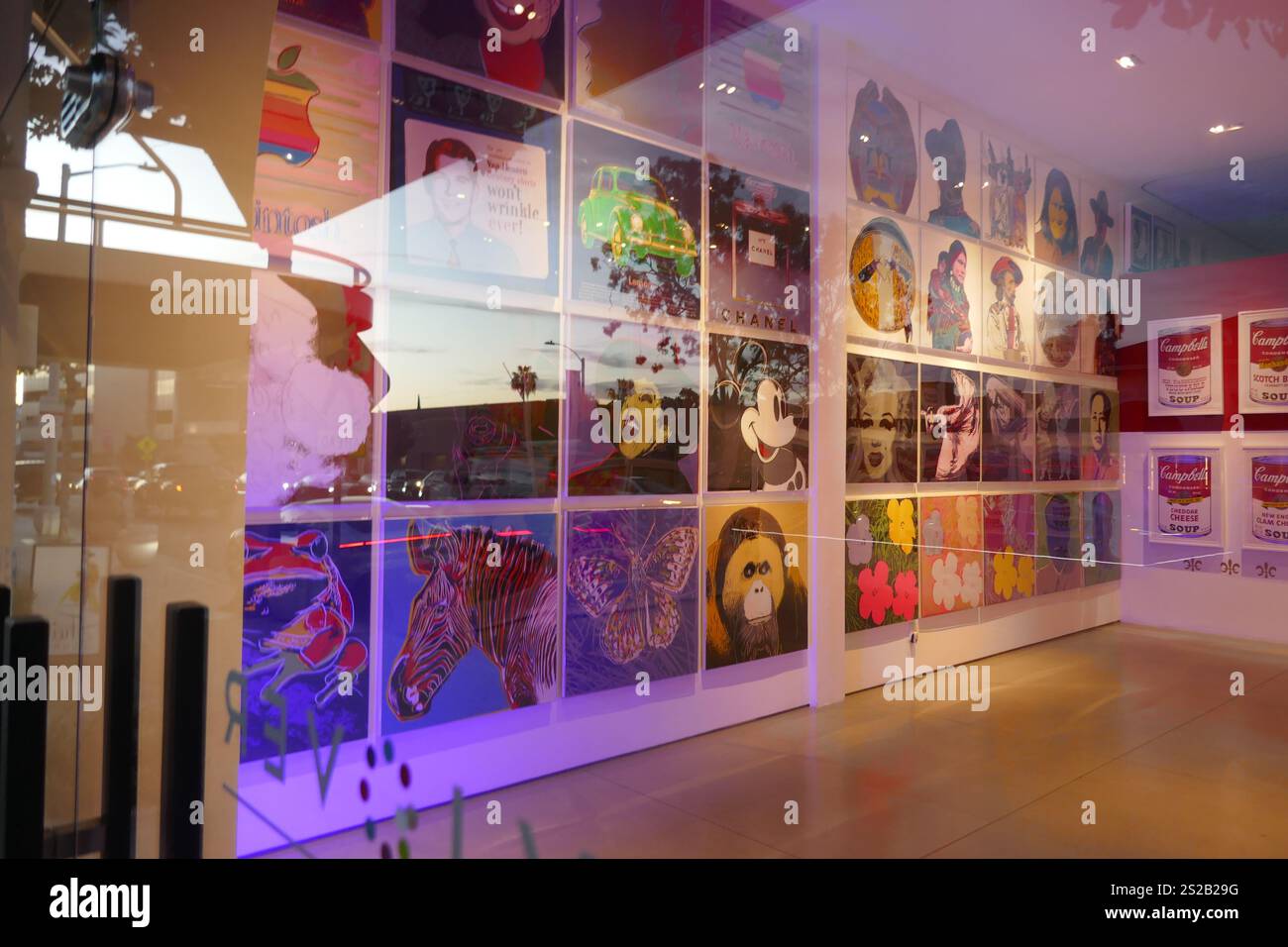 Los Angeles, California, USA 6th January 2025 Andy Warhol Art, The ...