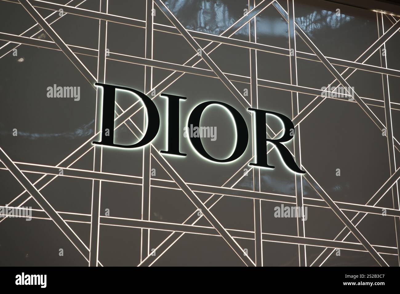 DIOR company brand logo Stock Photo - Alamy