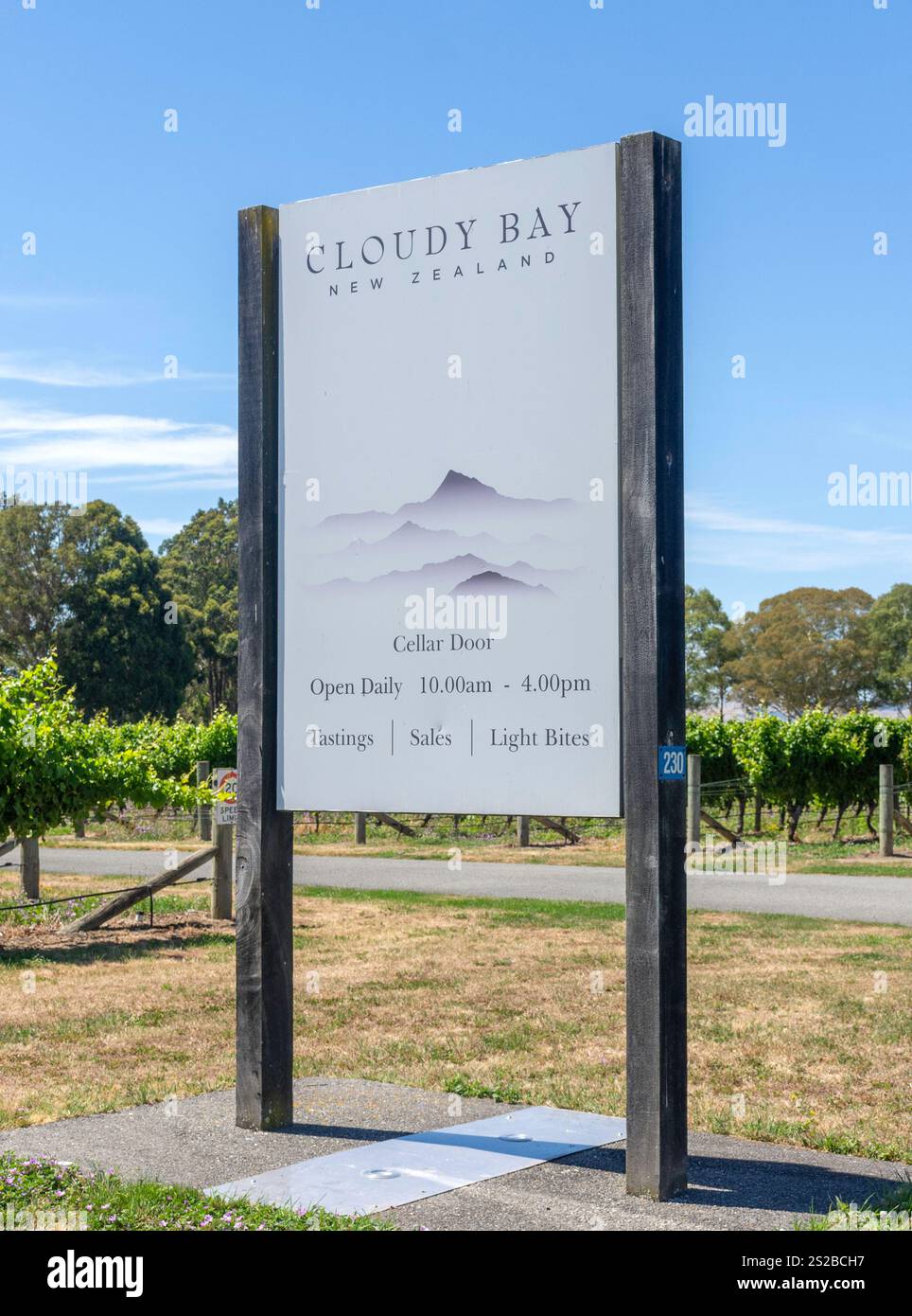 Entrance to Cloudy Bay Winery on Marlborough Wine Trail, Jacksons Road ...