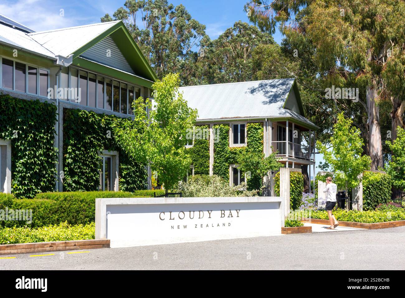 Cloudy Bay Winery on Marlborough Wine Trail, Jacksons Road, Wairau ...