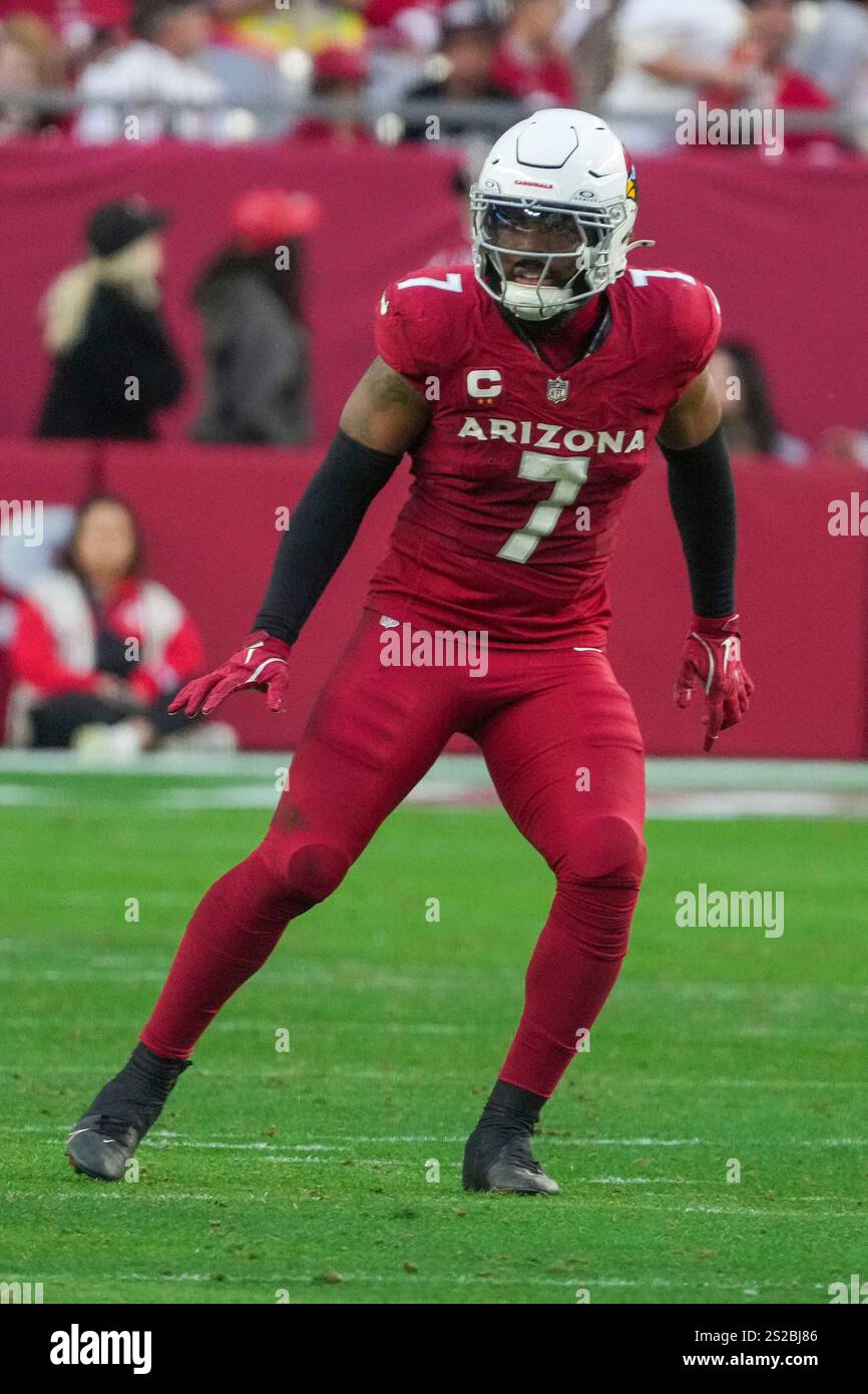 Arizona Cardinals linebacker Kyzir White (7) during their NFL football ...