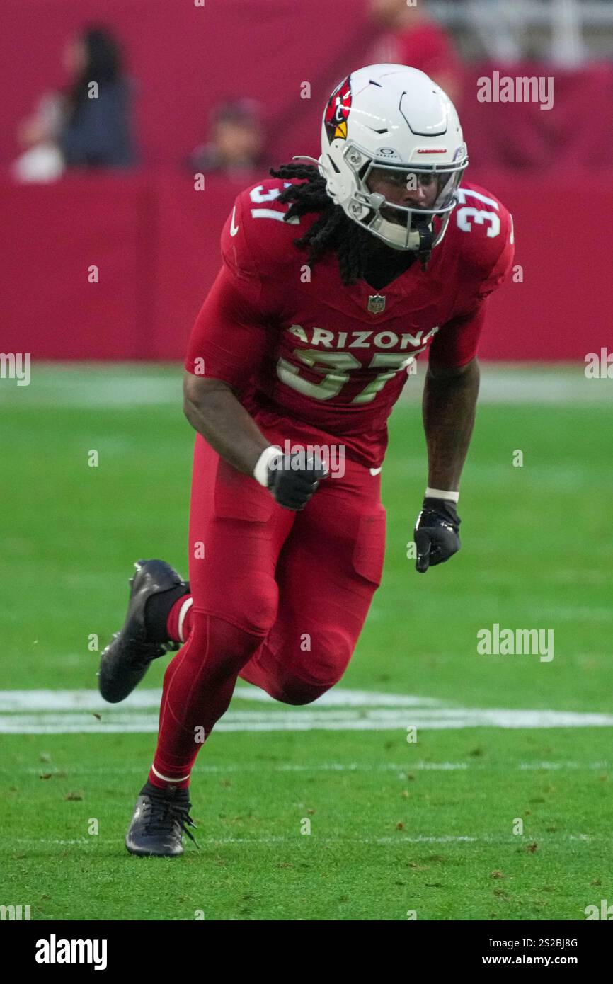 Arizona Cardinals running back Tony Jones Jr. (37) during their NFL ...