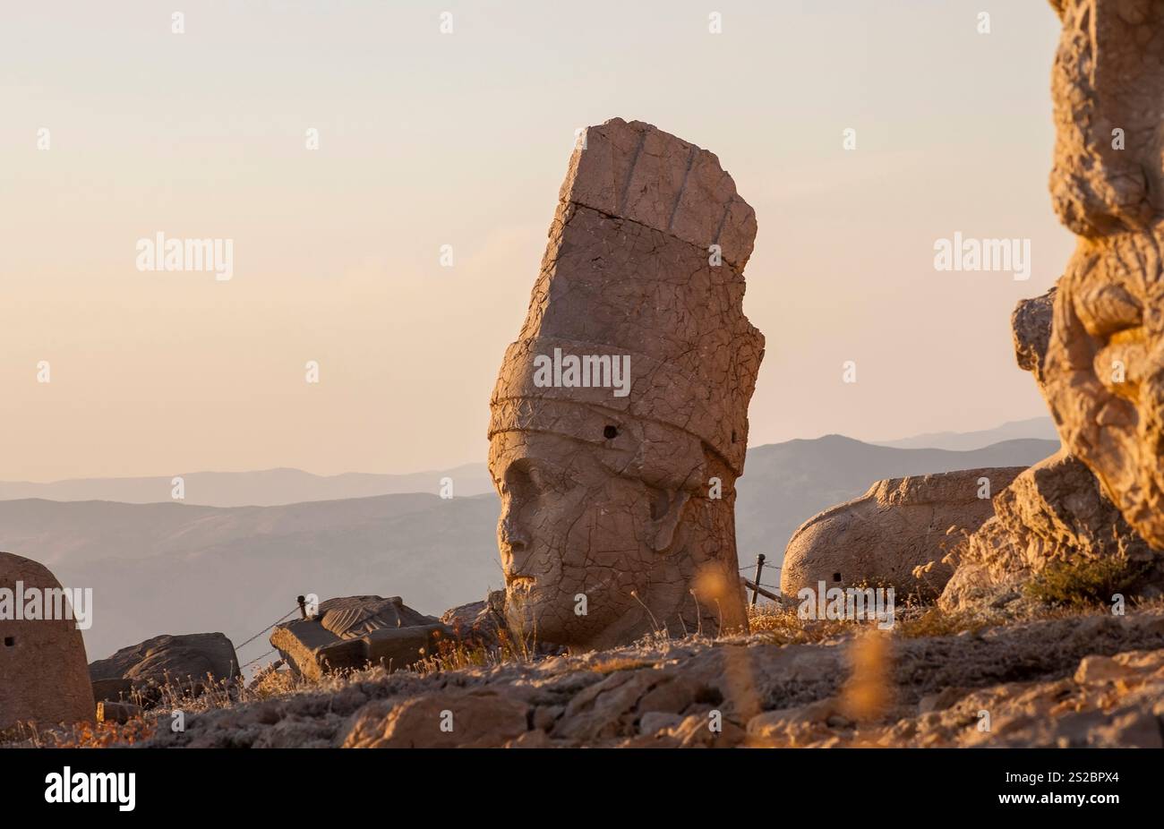 Tombs and monumental sculptures built by the Commagene King Antiochos I ...