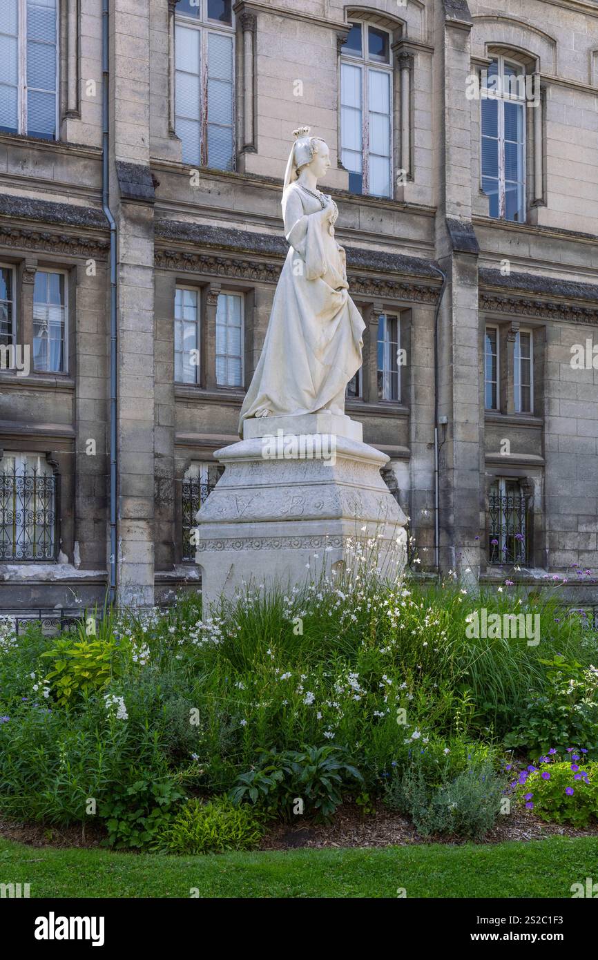 Angouleme, France. 14 July 2024. Statue of Marguerite of Angoulême ...