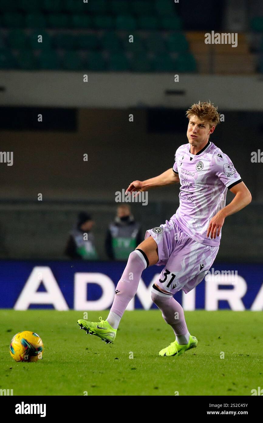 Verona, Italia. 04th Jan, 2025. Udinese's Thomas Kristensen in action ...