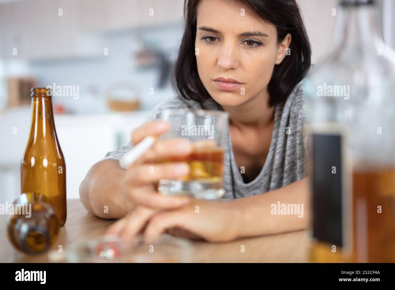 Young woman alcoholic social hi-res stock photography and images - Alamy