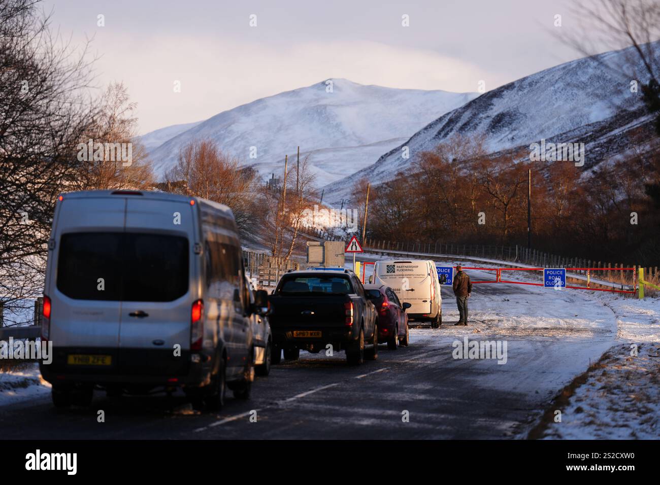 Snow gates are closed on the A93 near Glenshee. Weather warnings for ...