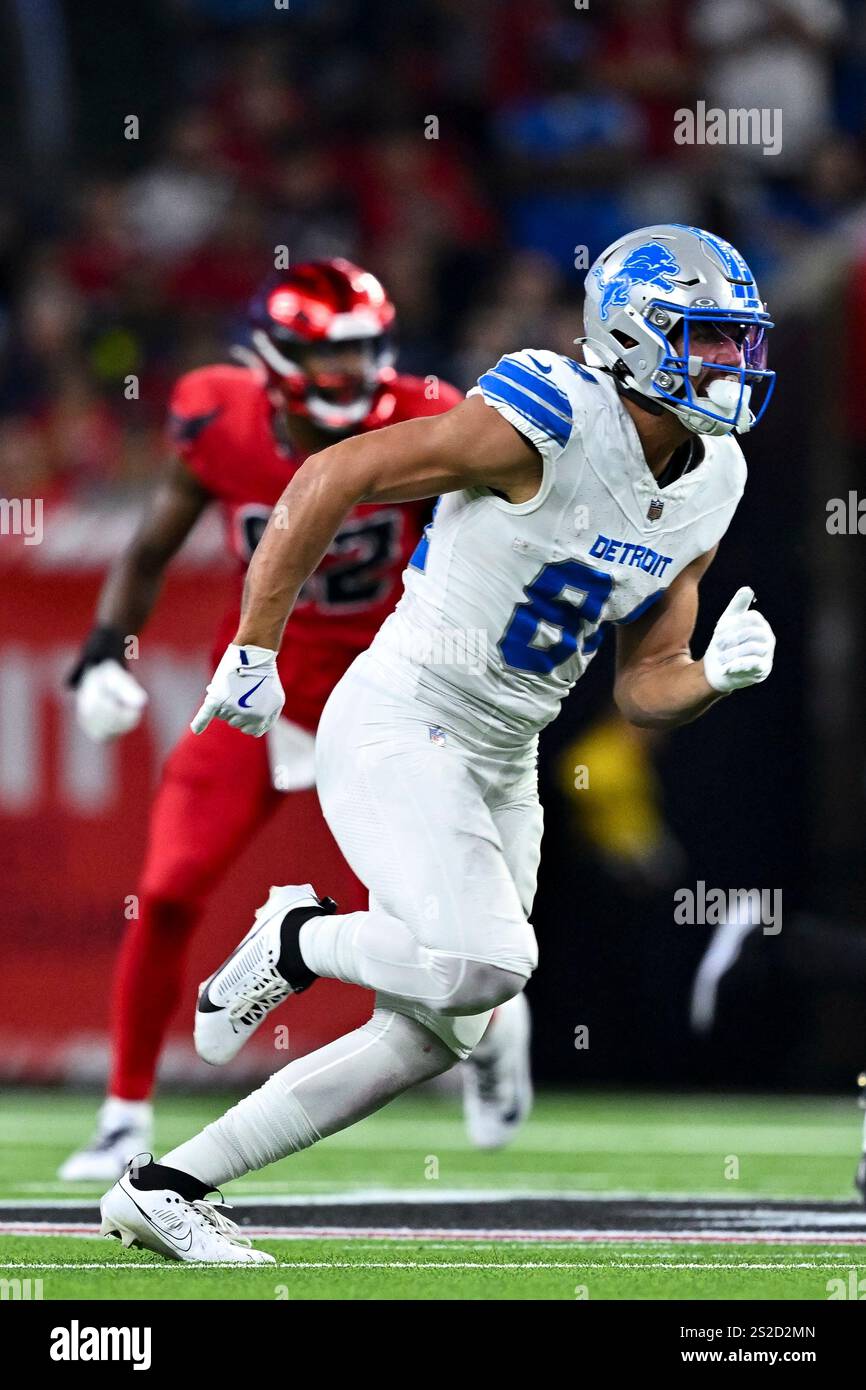 Detroit Lions tight end Shane Zylstra (84) runs a route in the third ...