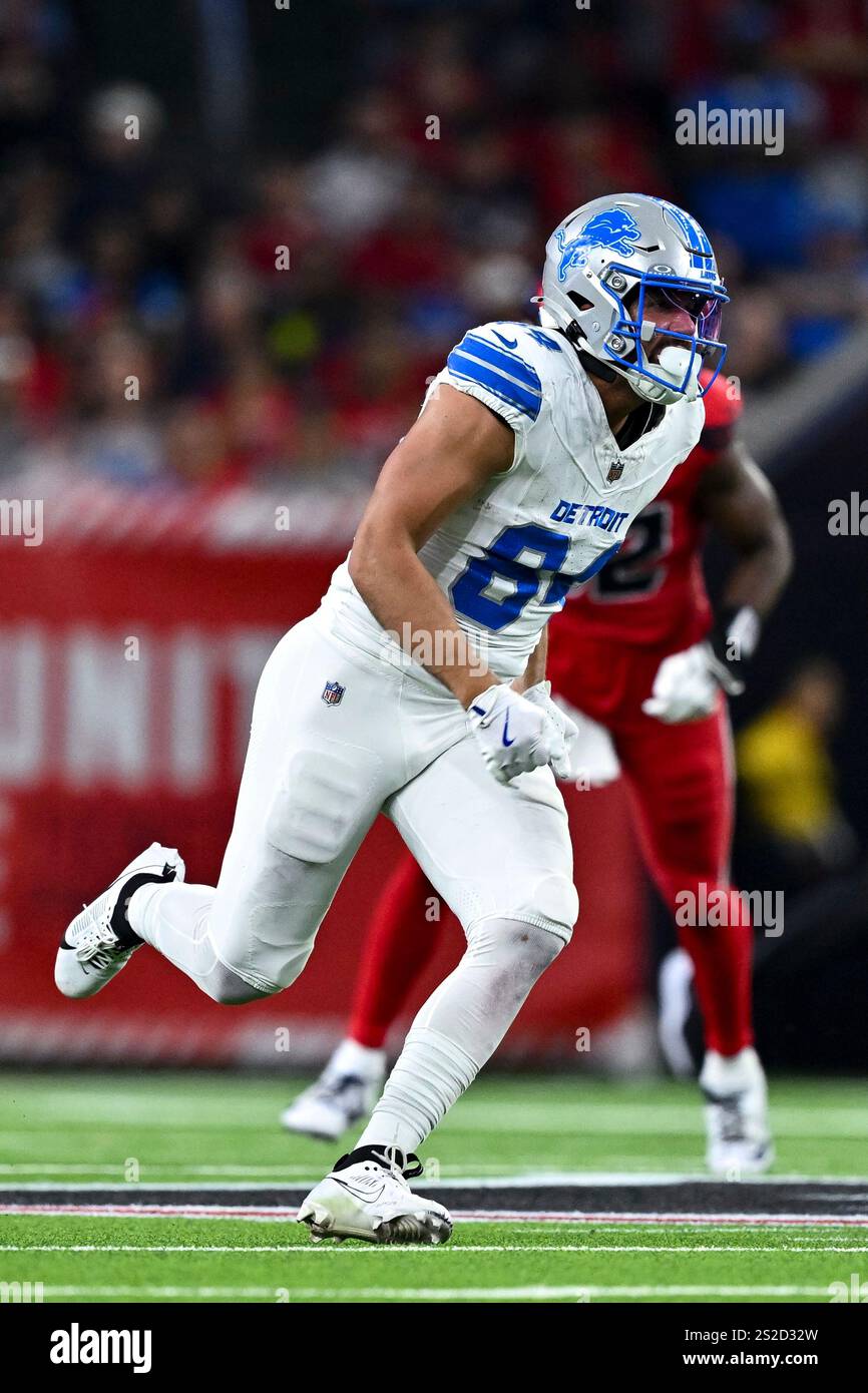 Detroit Lions tight end Shane Zylstra (84) runs a route in the third ...