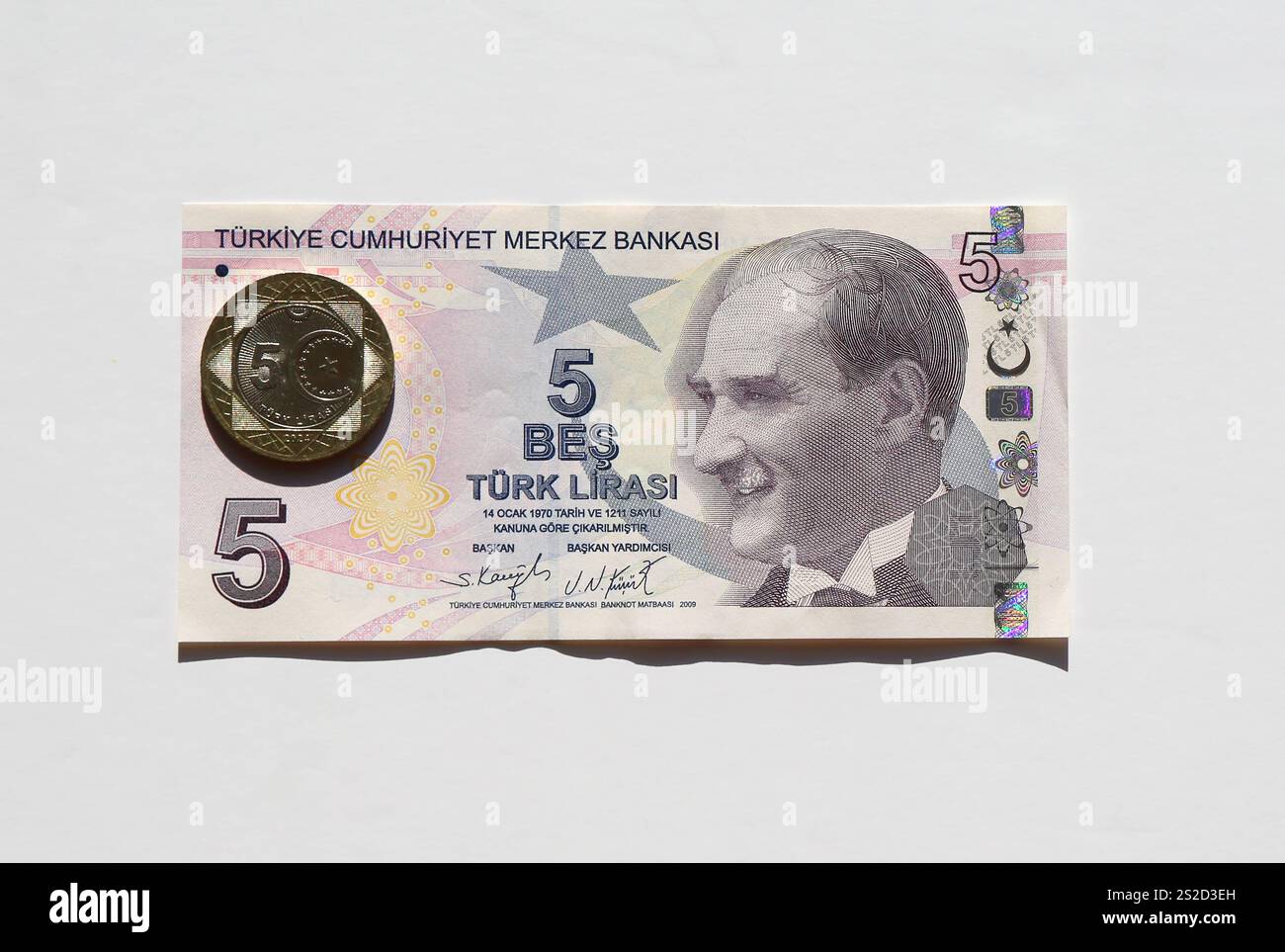 Five Turkish Lira Banknote with Five Turkish Lira Coin isolated on ...