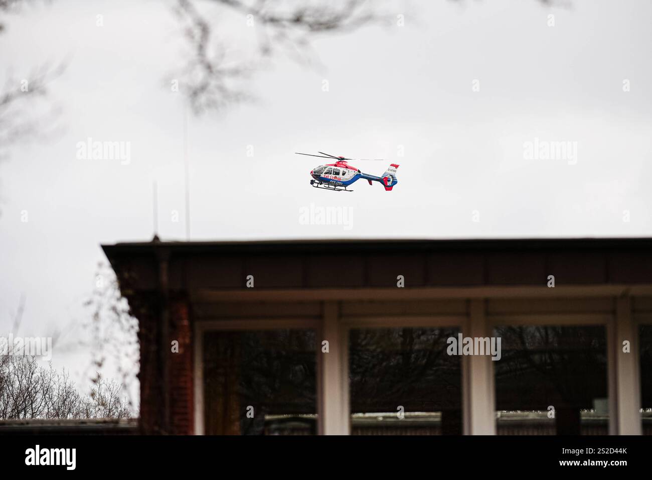 Hamburg Feuer in der Schule Mendelstrasse, 07.01.2025 ...