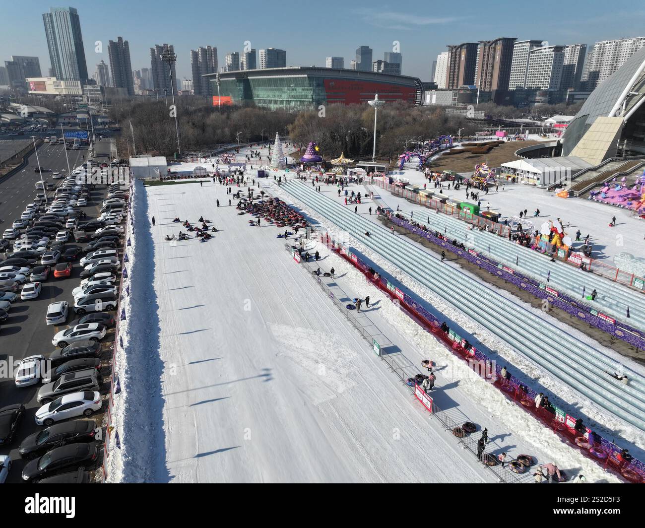 Aerial photo shows tourists enjoying ice and snow fun in Shenyang City ...