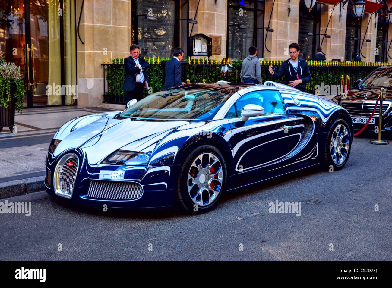 Paris, France - April 18th 2015 : Side view of the Bugatti Veyron "l'Or ...