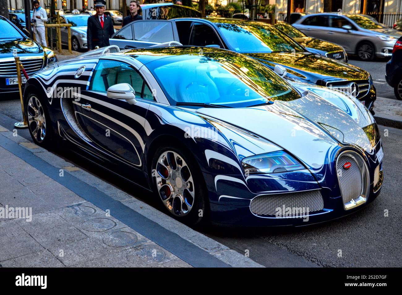Paris, France - April 18th 2015 : Side view of the Bugatti Veyron "l'Or ...