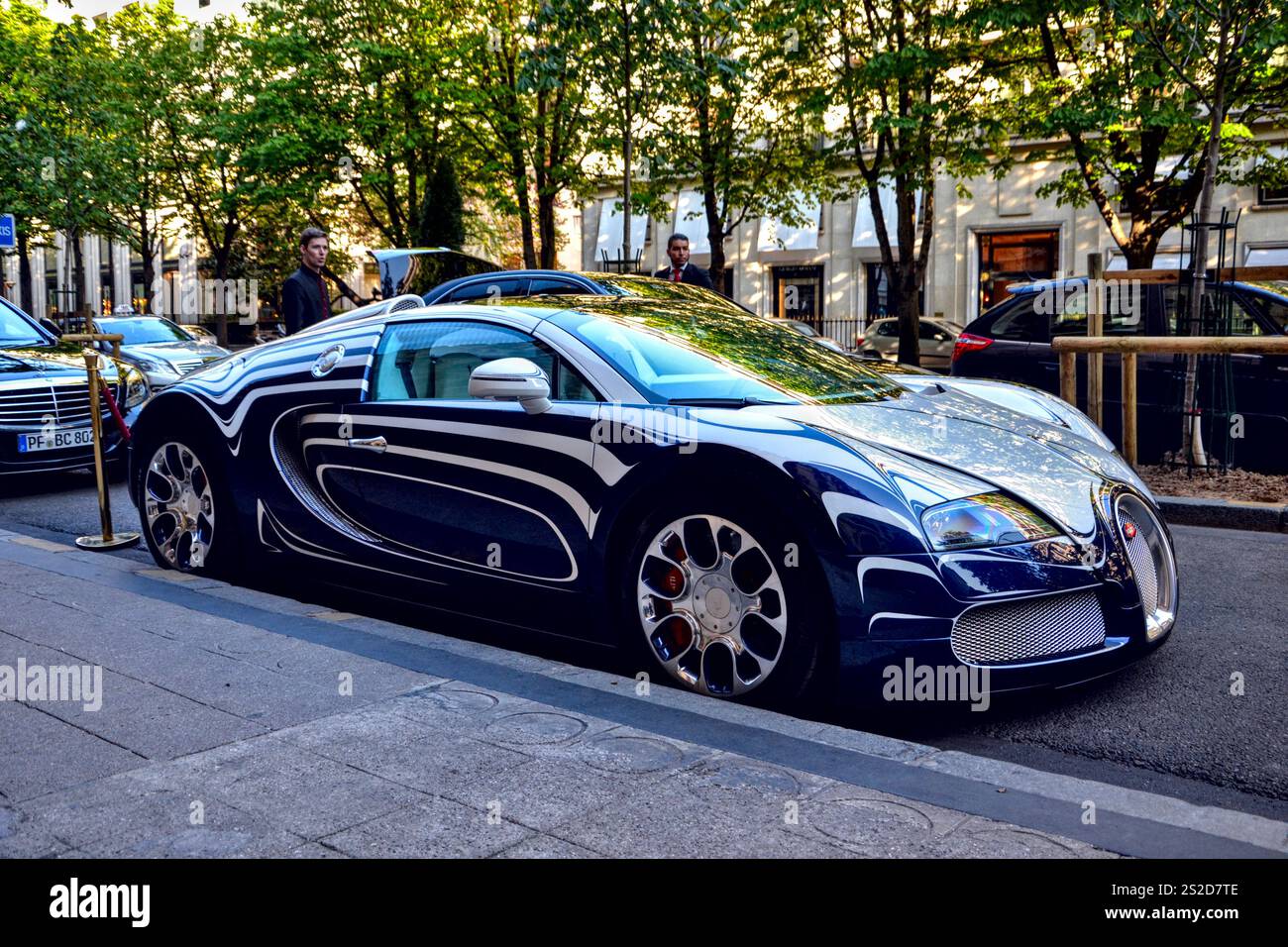 Paris, France - April 18th 2015 : Side view of the Bugatti Veyron "l'Or ...