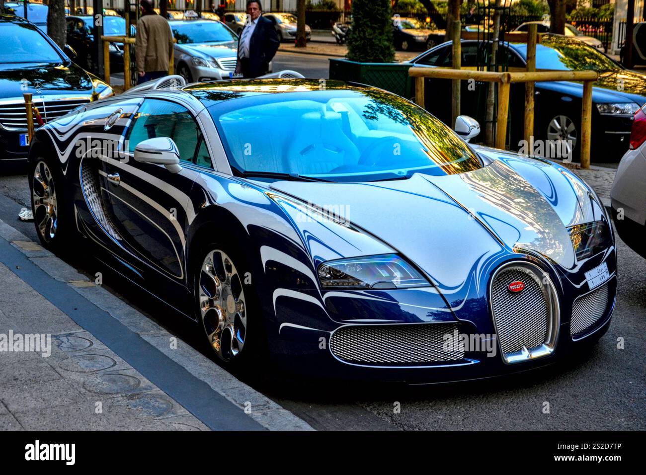 Paris, France - April 18th 2015 : Side view of the Bugatti Veyron "l'Or ...