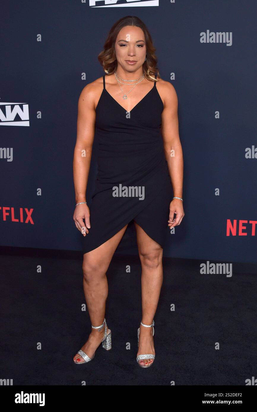 Zoey Stark bei der Premiere der Wrestling Show WWE Monday Night RAW auf ...