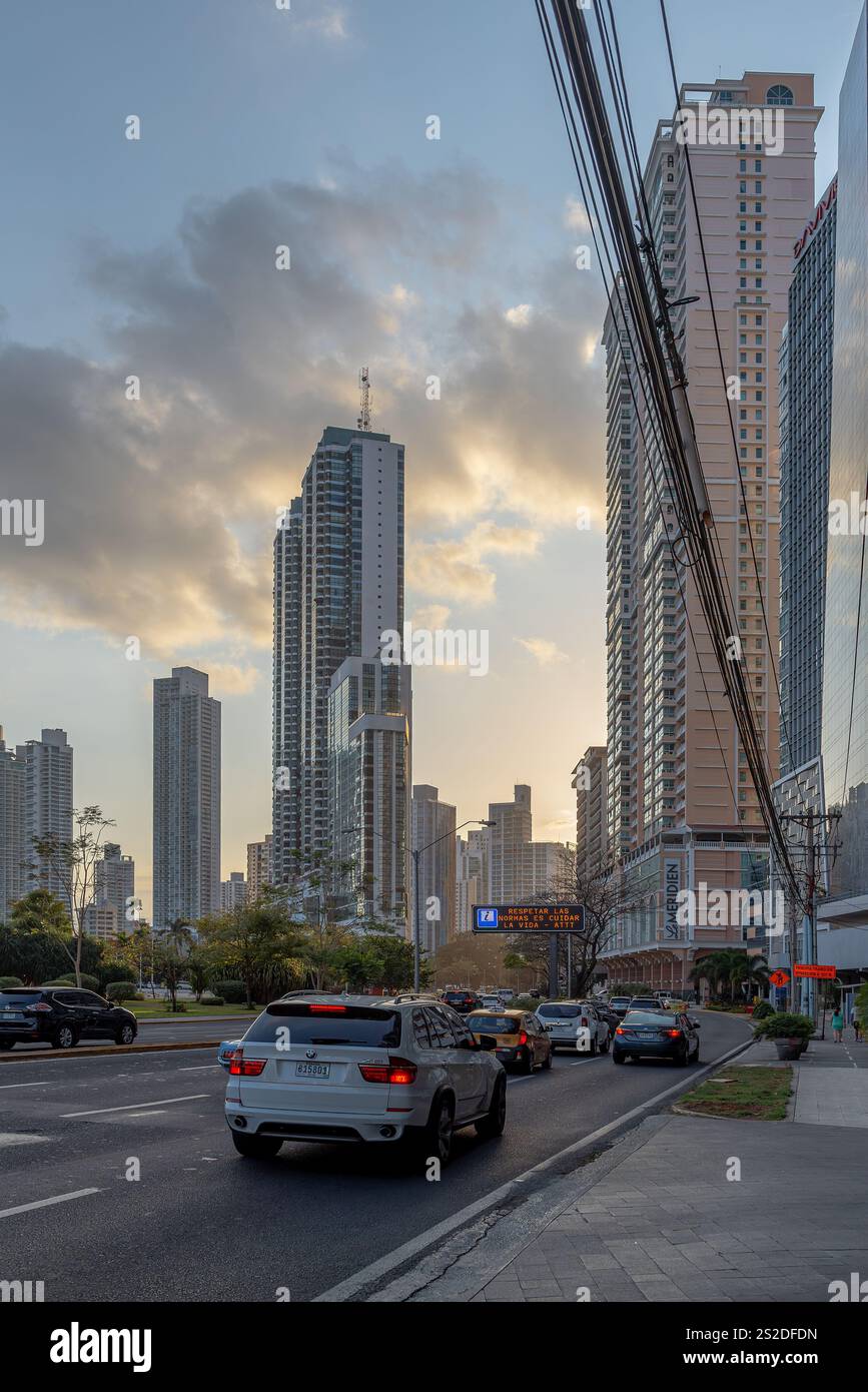 skyline in the center of the Panamanian capital Panama City Stock Photo ...