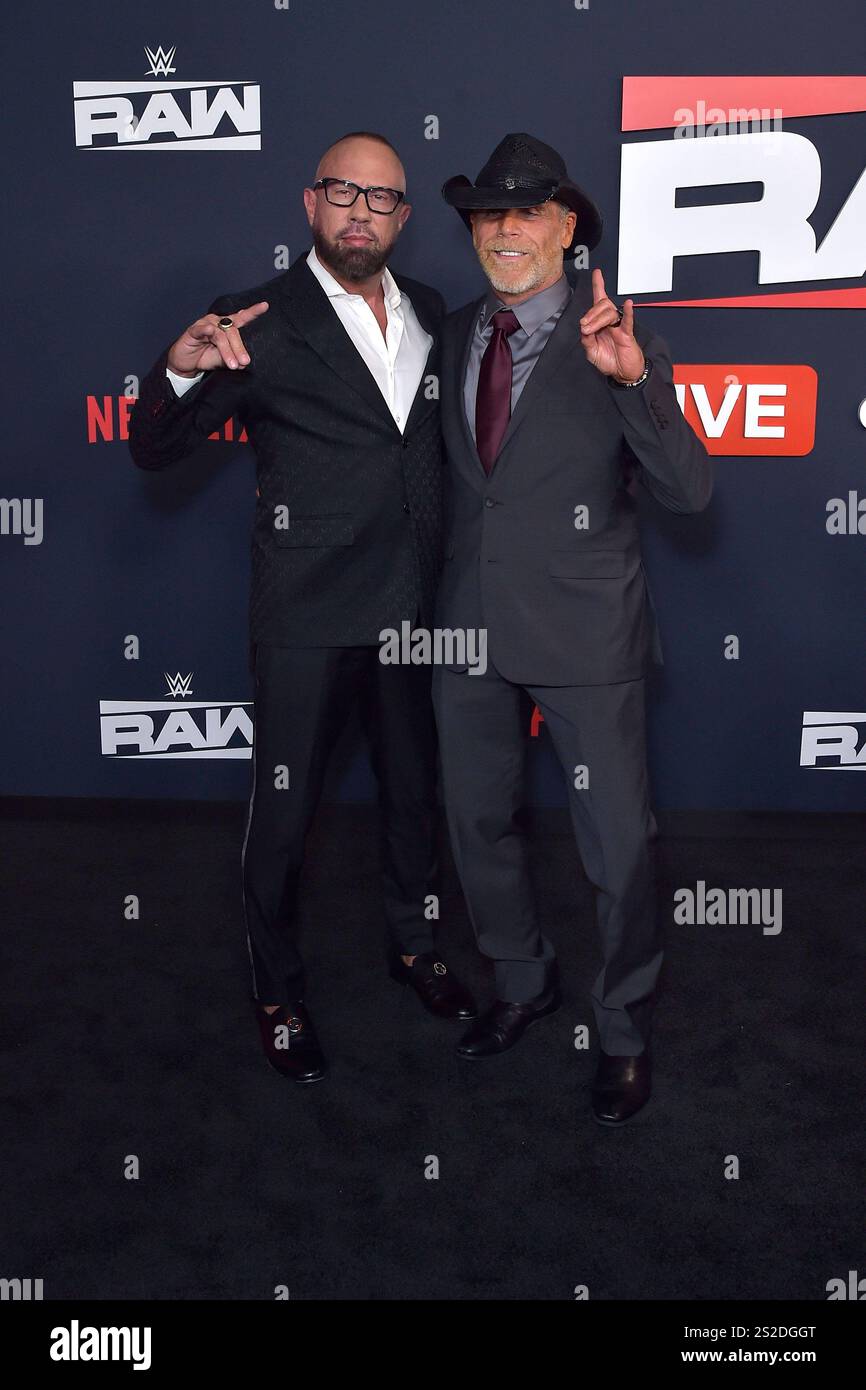 X-Pac und Shawn Michaels bei der Premiere der Wrestling Show WWE Monday ...