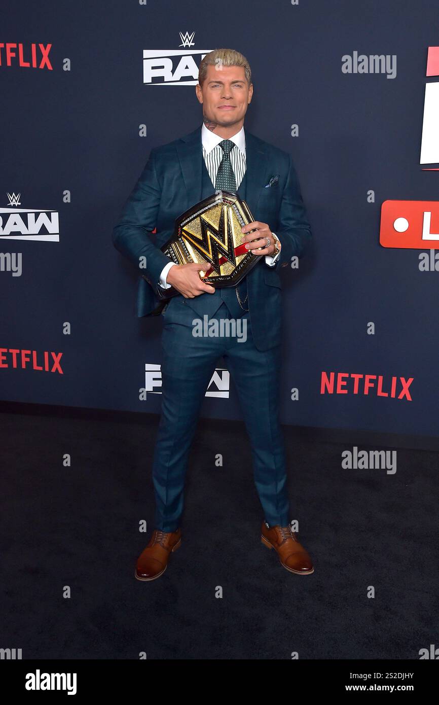 Cody Rhodes bei der Premiere der Wrestling Show 'WWE Monday Night RAW ...