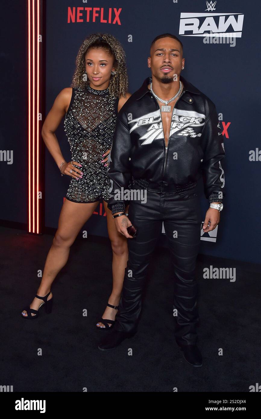Kelani Jordan und Carmelo Hayes bei der Premiere der Wrestling Show ...