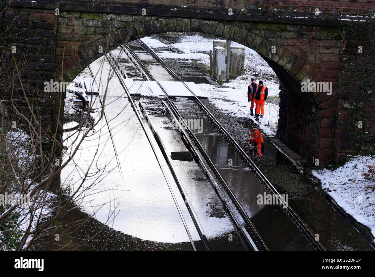 Flooding between Capenhurst railway station and Hooton railway station ...