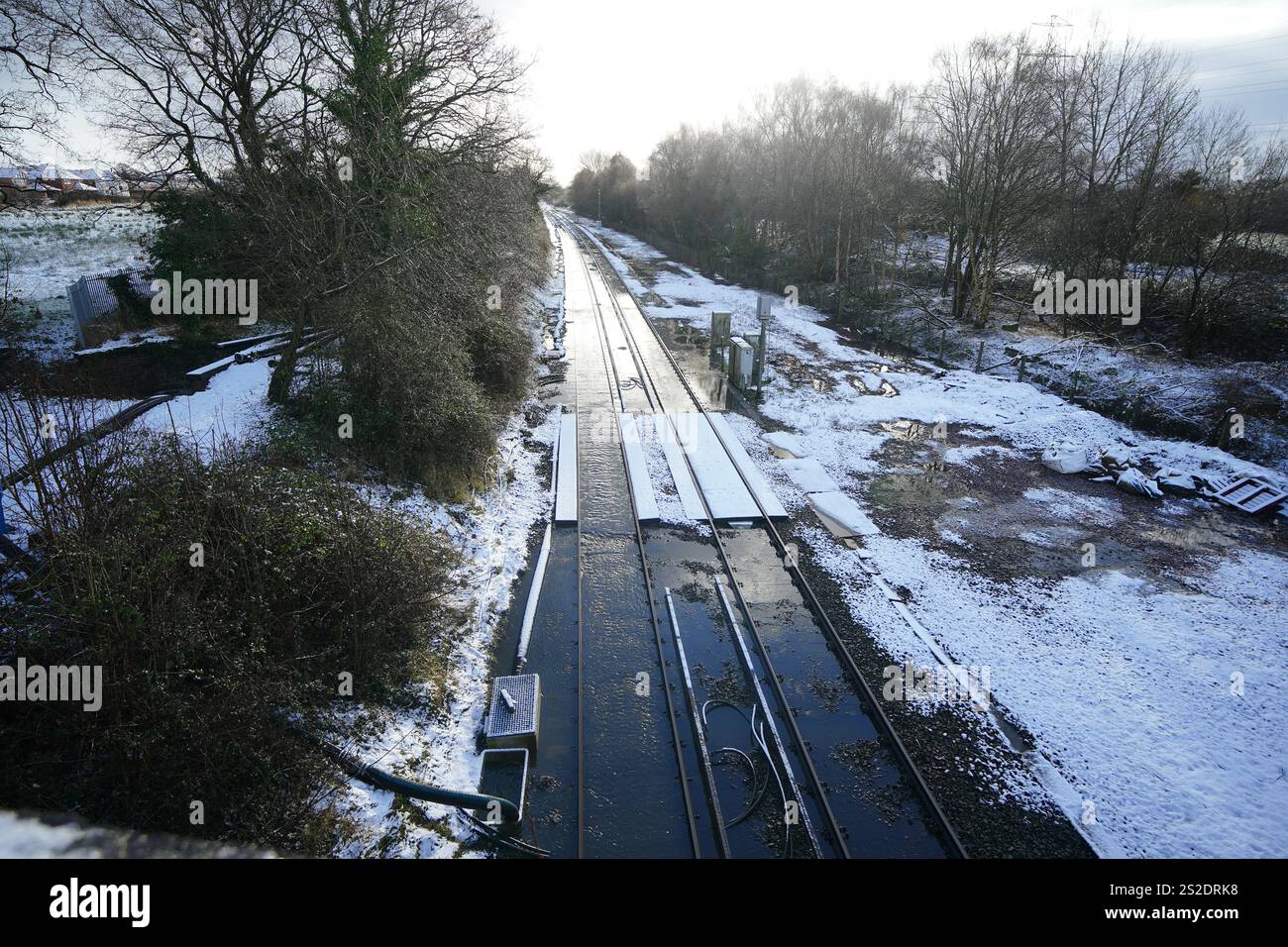 Flooding and snow between Capenhurst railway station and Hooton railway ...