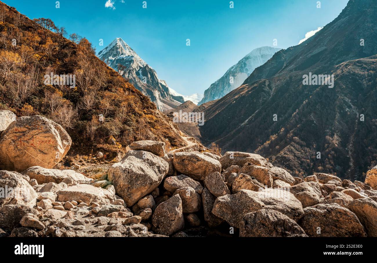 mountain road to the sources of ganga beautiful himalayan valley Stock ...