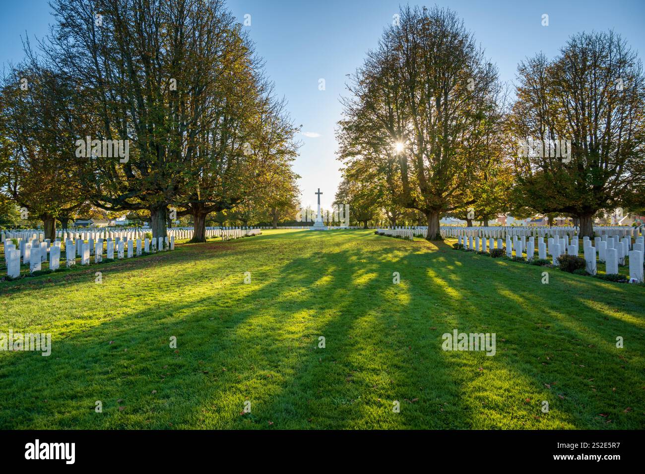 Cross of sacrifice, Bayeux British War Cemetery, Normandy, France Stock ...