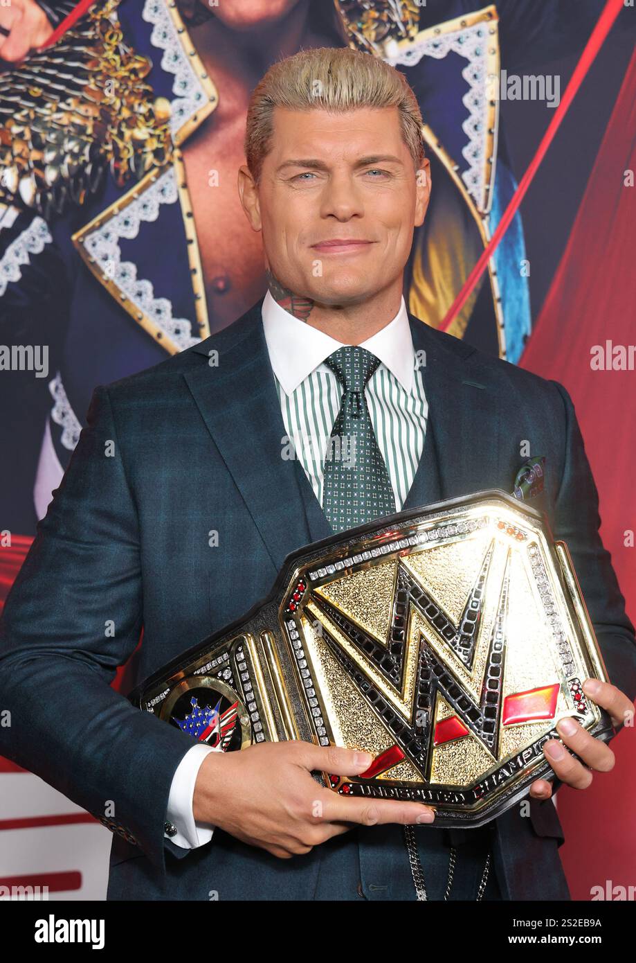 Inglewood, Ca. 06th Jan, 2025. Cody Rhodes at the WWE Monday Night Raw Debuts On Netflix at The ...
